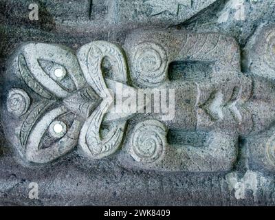 Cook Islands, Sean Davey, Sept, 05, statue, Tangaroa, Raratonga, tiki ...