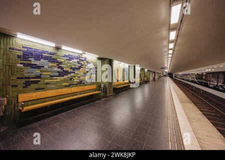 Karlaplan metro, subway station on red line in Stockholm Tunnelbana in ...