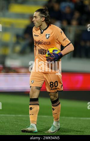 Frosinone's Italian goalkeeper Stefano Turati controls the ball during ...
