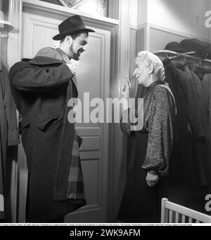 1940's vintage, lady in 40's costume, Welshpool 40's weekend Stock ...