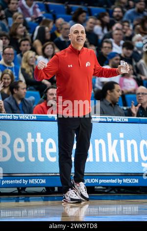 Utah head coach Craig Smith calls a play to his team during the first ...