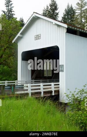 Dorena Oregon United States. Dorena covered bridge crossing the Row ...