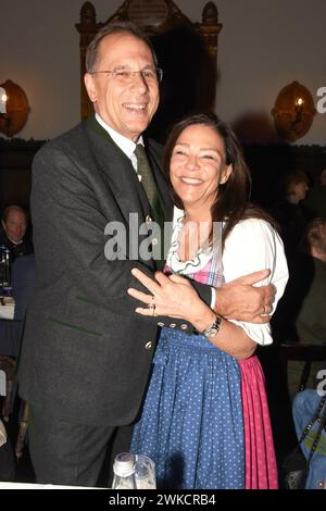 Dr med. Alexander Triebnigg Catherine Demeter-Triebnigg Edith Haberland ...