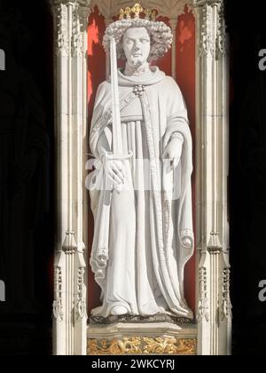 Statue of King Richard II on the west front of Lichfield Cathedral ...