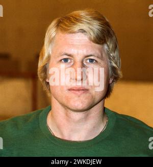 VLADIMIR MYSHKIN Soviet Ice hockey during Worldchampionship in Sweden ...