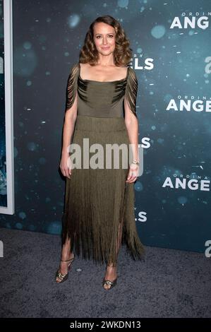 Amy Acker bei der Premiere des Kinofilms Ordinary Angels im SVA Theater ...