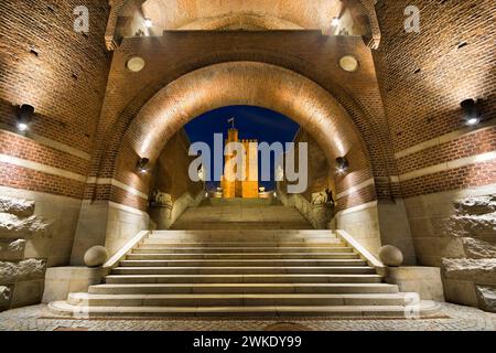 Exterior view to Karnan Medieval Tower in Helsinborg, sweden Stock ...