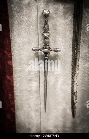 Italian stiletto, 17th century, Álava Armory Museum, Vitoria, Basque ...