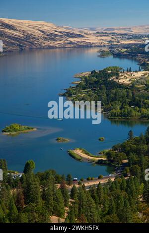 Rowena Crest view, Mayer State Park, Columbia River Gorge National ...
