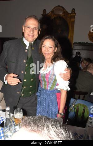 Dr. med. Alexander Triebnigg Catherine Demeter-Triebnigg Edith ...