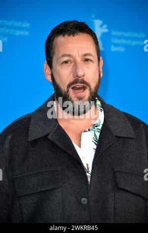 Adam Sandler beim Photocall zum Kinofilm 'Spaceman' auf der Berlinale ...