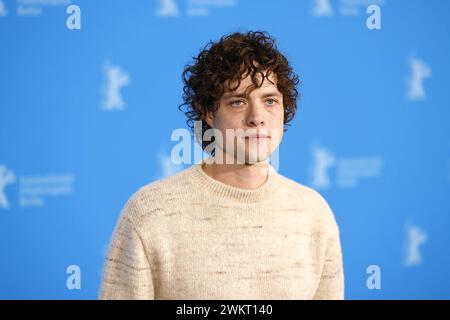 Douglas Smith beim Seven Veils Photocall im Rahmen der 74. Berlinale ...