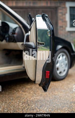 1993 W140 Mercedes 600SEC V12 S Class Coupe Stock Photo - Alamy