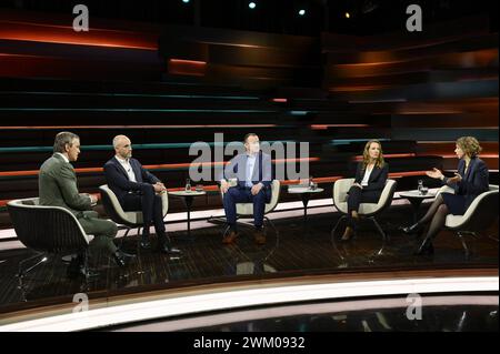 Helene Bubrowski Journalistin 02/24 her Helene Bubrowski am 22. Februar ...