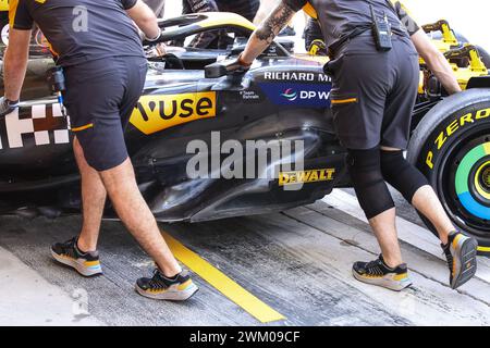 McLaren F1 Team MCL38, mechanical detail of front wing during the ...