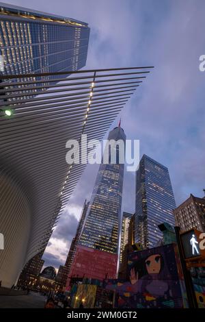 Evening view of the Oculus and Freedom Tower, Lower Manhattan, NY, NY ...