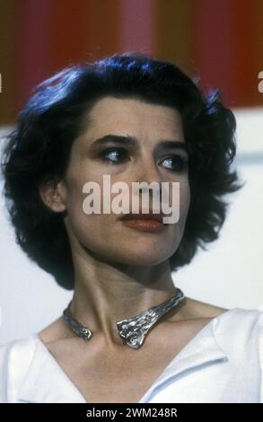 French actress Fanny Ardant and actor Francois Cluzet in the movie The ...