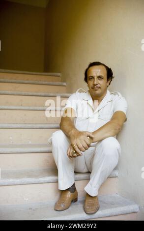 Italian opera singer baritone Leo Nucci in action, Italy 1980s Stock ...