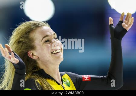 HEERENVEEN - Merel Conijn reacts after the 1500 meters during the ...
