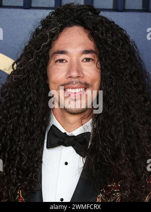 Cole Walliser arrives at the 30th annual Screen Actors Guild Awards on ...