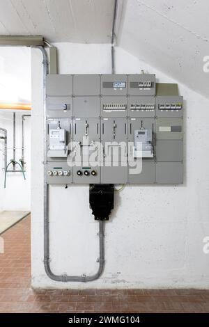 Electrical switchgear, Industrial electrical switch panel. Equipments ...