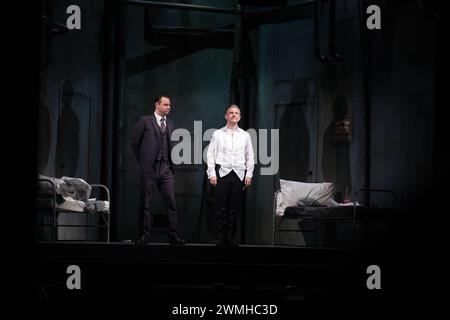 MARTIN FREEMAN, DANY DYER, PINTER PLAY, LONDON, 2019: Actors Martin ...