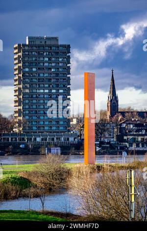 Ruhr estuary in the Rhine, Duisburg Homberg, Sculpture Rhine Orange ...