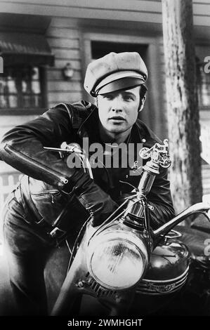 Marlon Brando Film The Wild One (1956) Characters: Johnny Strabler ...