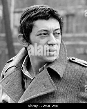 French singer-songwriter Serge Gainsbourg, left, and actress Jane ...