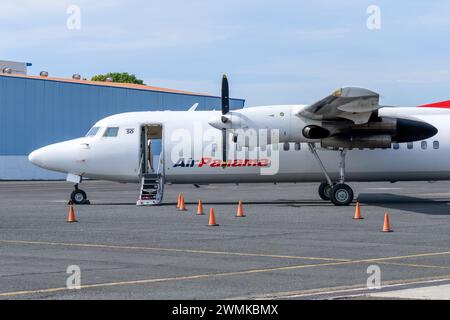Air Panama Fokker 50 aircraft parked. Airline from Panama named Air ...