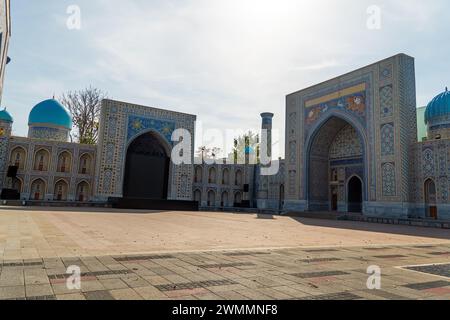 the traditional architecture of Uzbekistan in a magical city. Tashkent ...