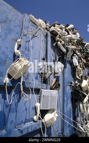 sustainable development recycling electronics computers chips ...