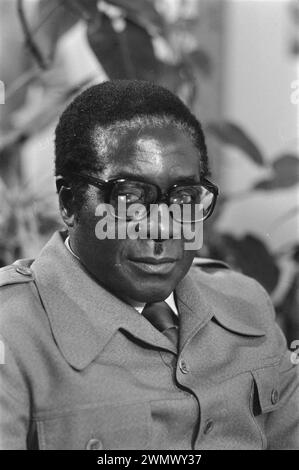 Robert Mugabe, 19 October 1979, arrival and departure, politicians ...