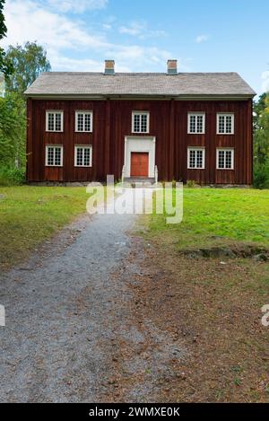 Old farmhouse, window, historic, old, old, mullioned window, lovely ...