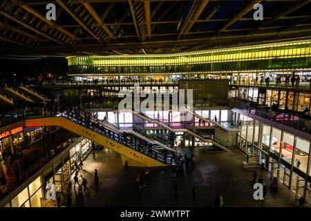 WESTFIELD FORUM DES HALLES PARIS Stock Photo - Alamy