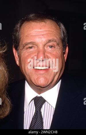 Alan King 1988 Credit: Ralph Dominguez/MediaPunch Stock Photo - Alamy