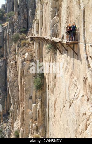 09/10/11 A group abseil from the finish of the most dangerous path in ...