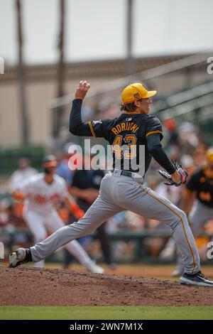 Sarasota FL USA; Pittsburgh Pirates relief pitcher Colin Selby (52 ...