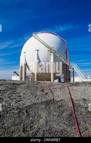Sphere tanks at refining facility Stock Photo - Alamy