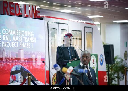 (240301) -- LAGOS, March 1, 2024 (Xinhua) -- This photo taken on Feb. 29, 2024 shows a contract ...