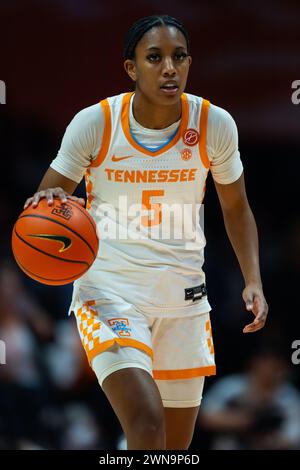 KNOXVILLE, TN - FEBRUARY 29: Tennessee Lady Vols guard Kaiya Wynn (5 ...