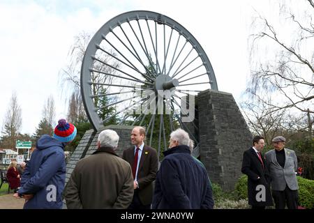 The Prince of Wales meets volunteers of the Wrexham Miners Project ...