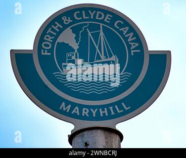 Stockingfield Bridge Park by the Forth & Clyde Canal, Glasgow, Scotland ...