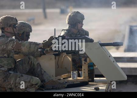 Soldiers assigned to the 64th Military Police Company under the 720th ...
