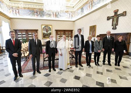 Pope Francis meets german chancellor Angela Merkel during a private ...