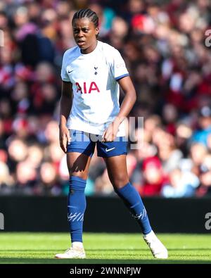 Tottenham Hotspur's Jessica Naz on the ball during the Barclays Women's ...