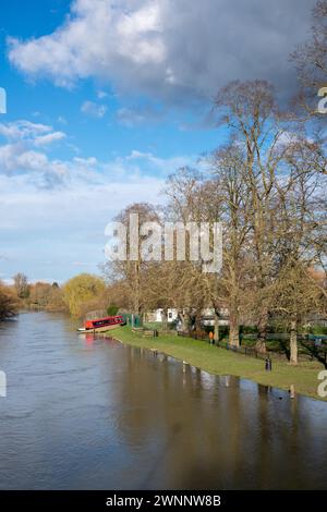 3rd March 2024 - Overflowed River, Wallingford, Oxfordshire Stock Photo ...