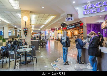 Taco Bell counter in a shopping mall food court Stock Photo - Alamy