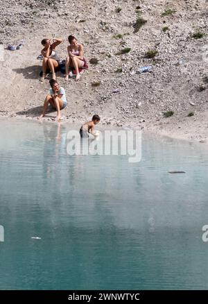 10/08/12 People swim in toxic 'Blue Lagoon' lake in Buxton, Derbyshire ...