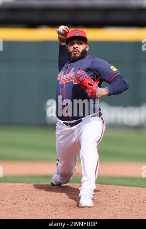Atlanta Braves pitcher Daysbel Hernández (62) against the Arizona ...